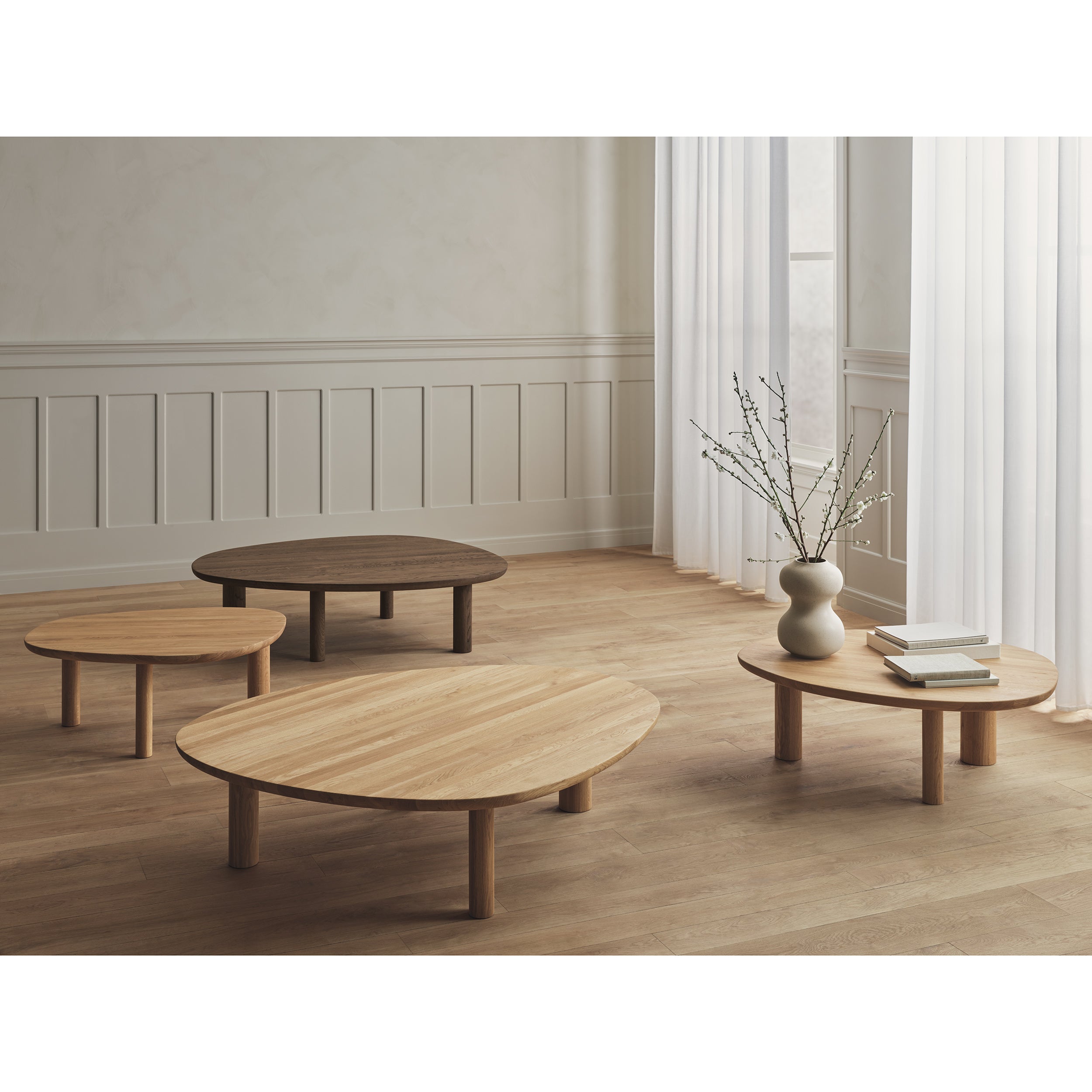 Bolia, Latch Coffee Table in Solid Oak – Spencer Interiors