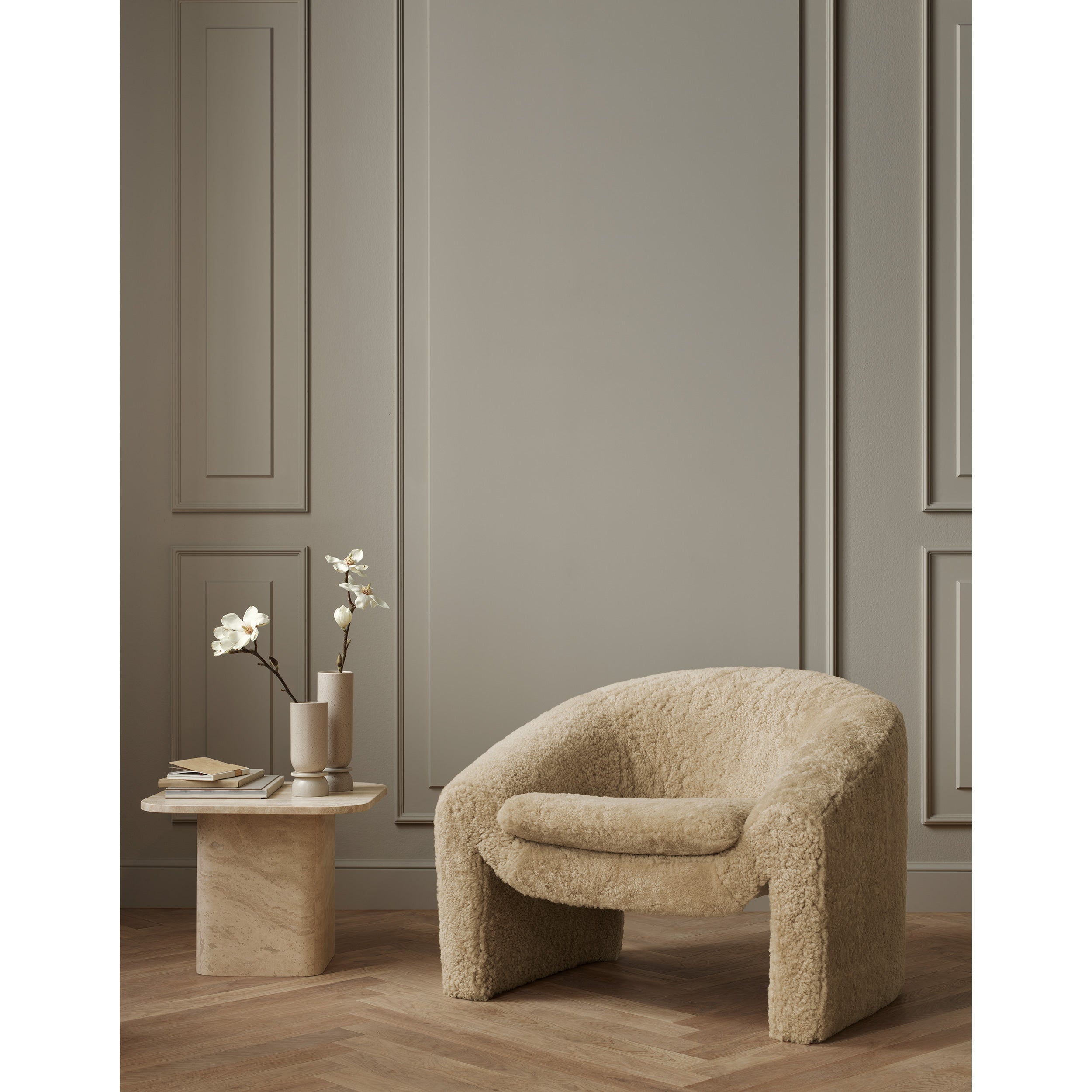 Bolia Denmark, Mielo Armchair in Sheepskin – Spencer Interiors