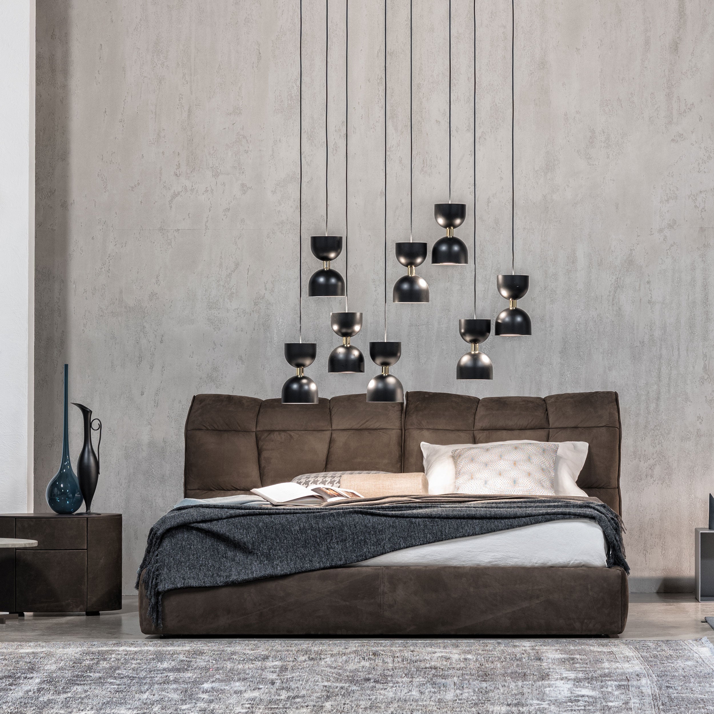 Cierre, Eva II Leather Bed – Spencer Interiors