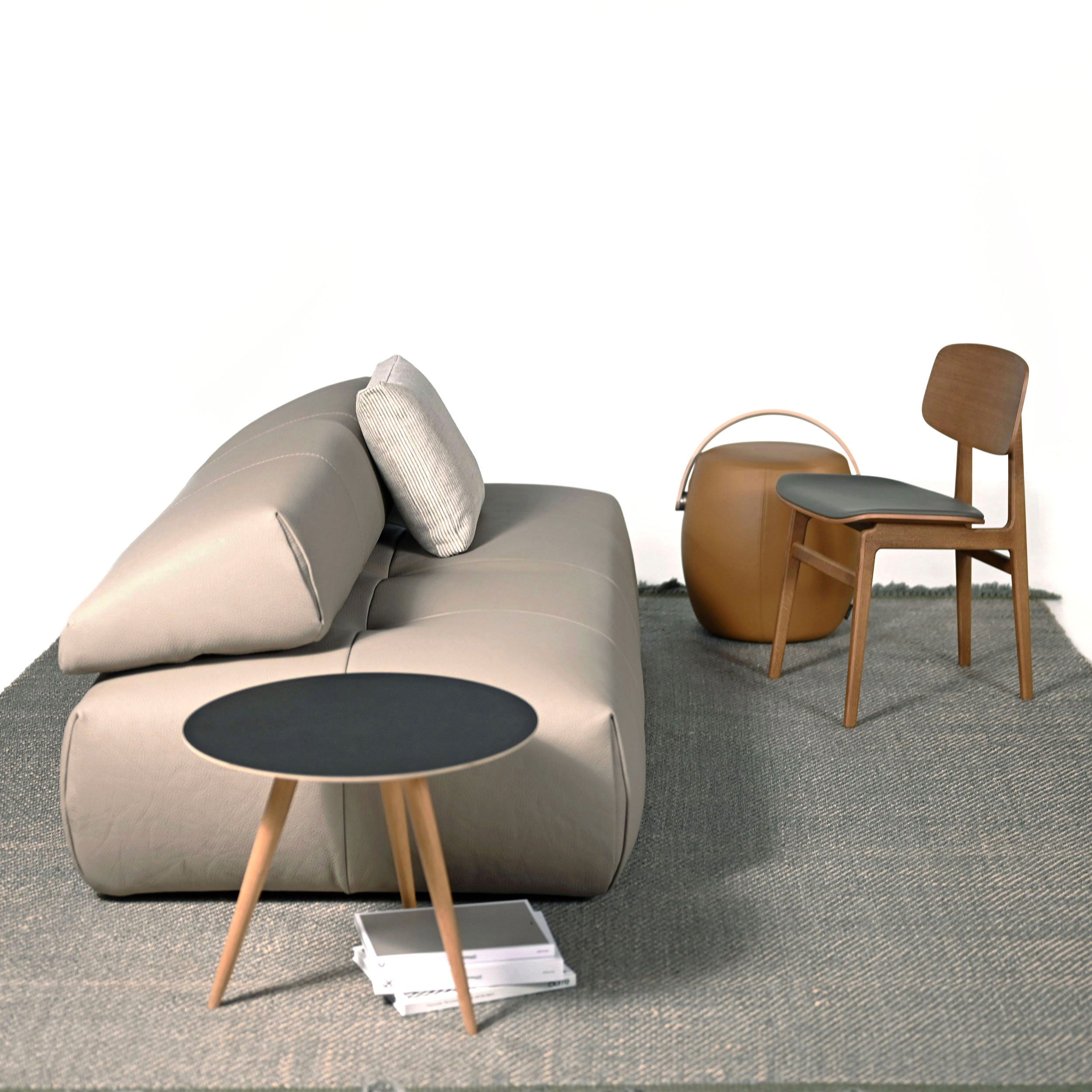 Cierre Tab Armless Sofa 196 - made in Italy – Spencer Interiors