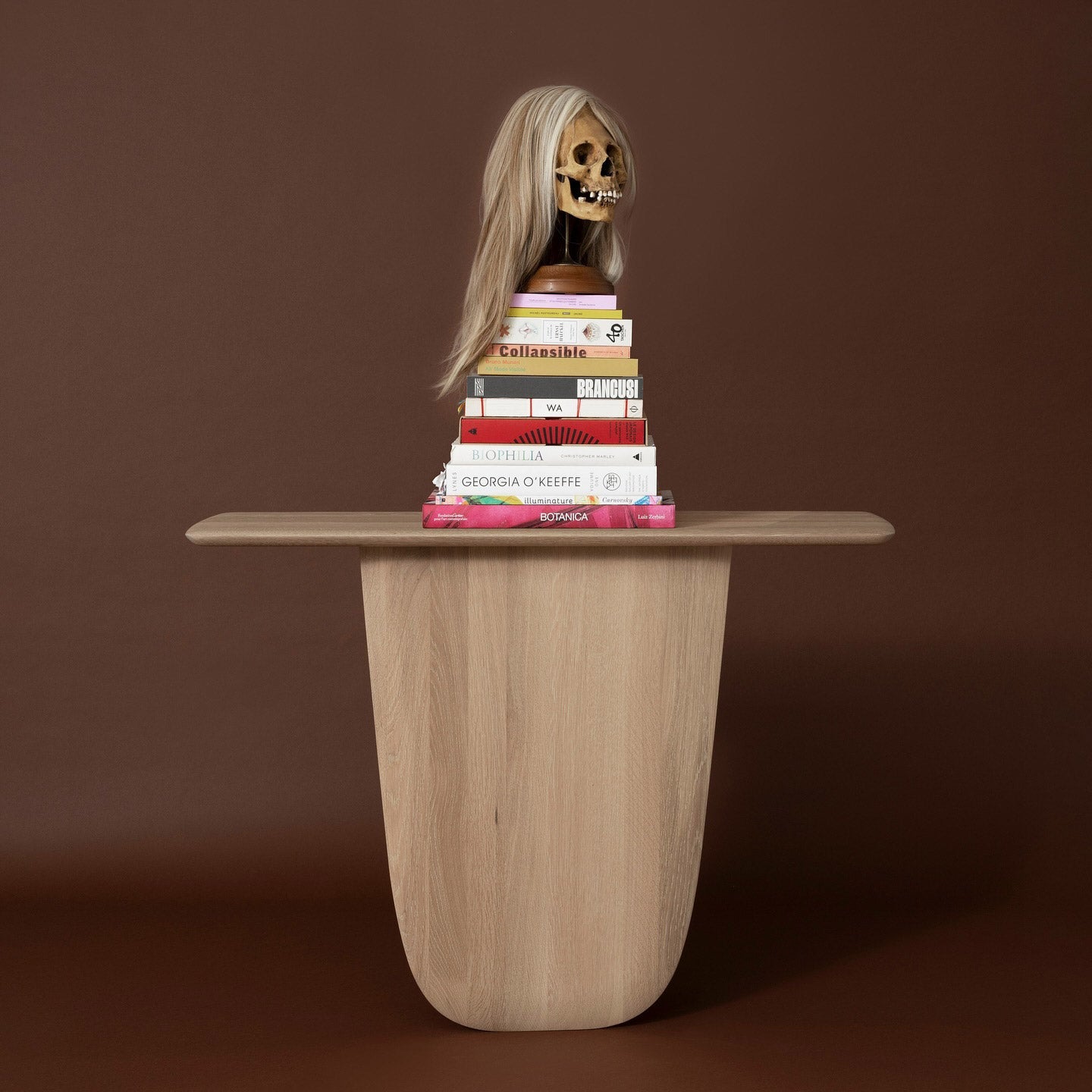 WOAk Wing Console in solid wood – Spencer Interiors