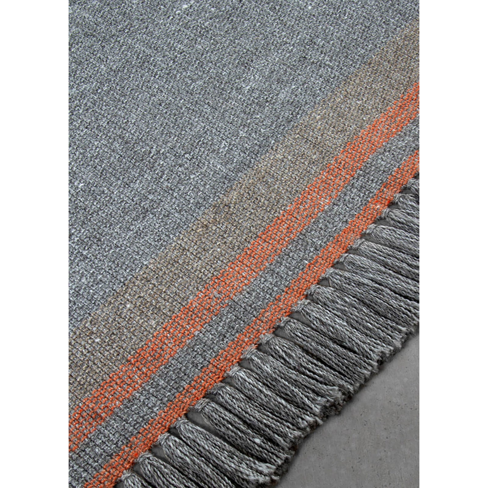 Amini Carpets, Coco, Composite grey/coral – Spencer Interiors