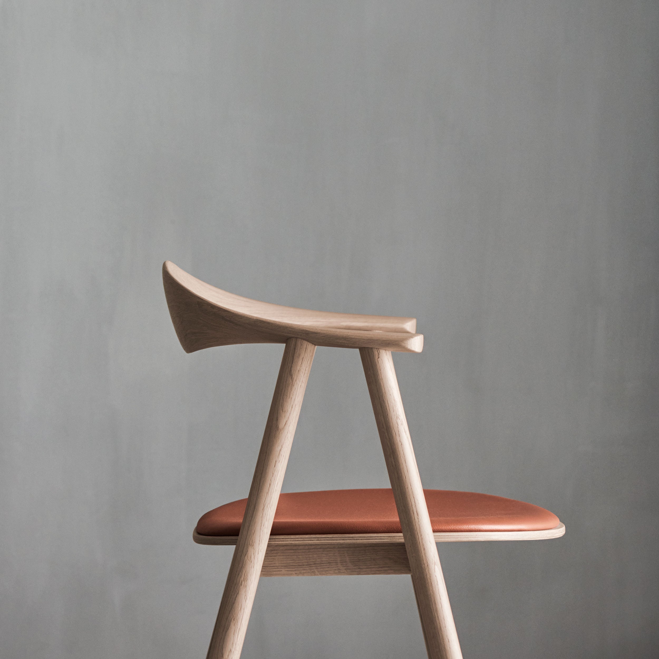 Bolia Denmark, Swing Upholstered Dining Chair – Spencer Interiors