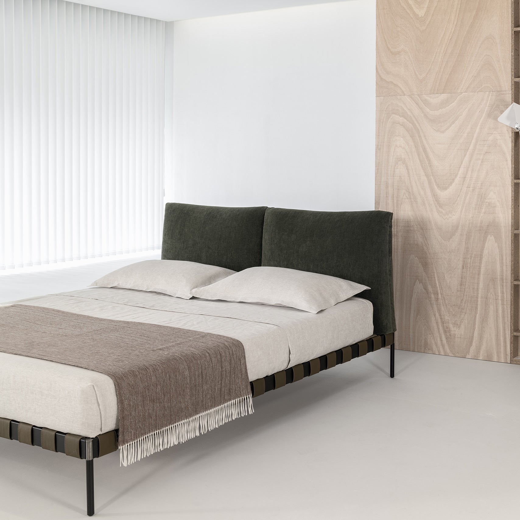 Cierre Oscar Bed – Spencer Interiors