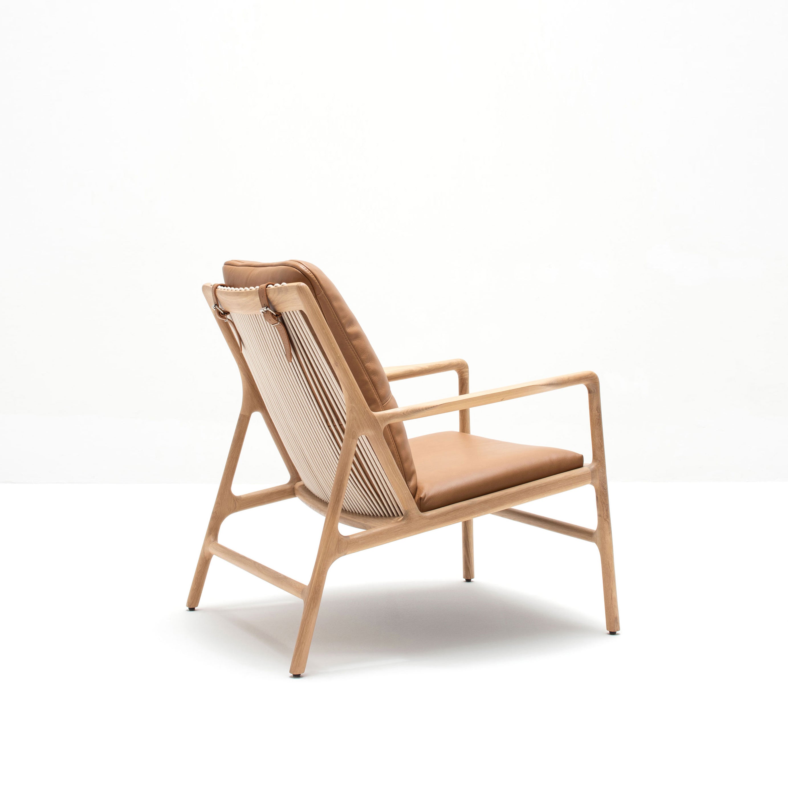 Gazzda Dedo Easy Chair in solid Oak – Spencer Interiors