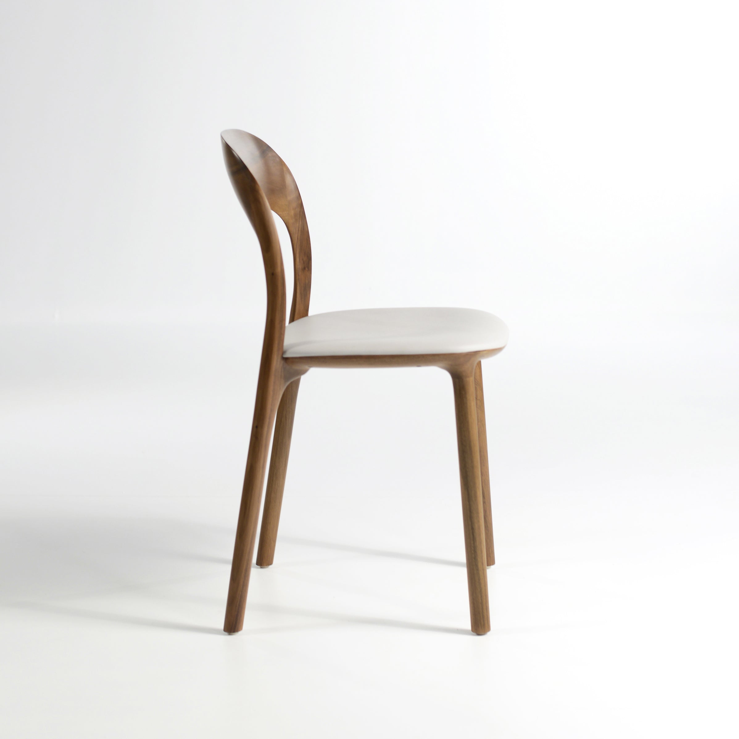 GoEs Elle Chair in solid wood – Spencer Interiors